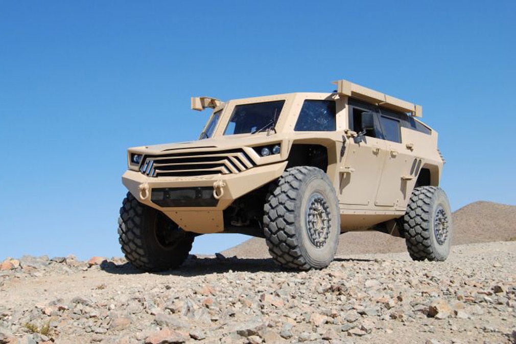 AM General Humvee C-Series: Militär-Jeep für die Straße - AUTO BILD