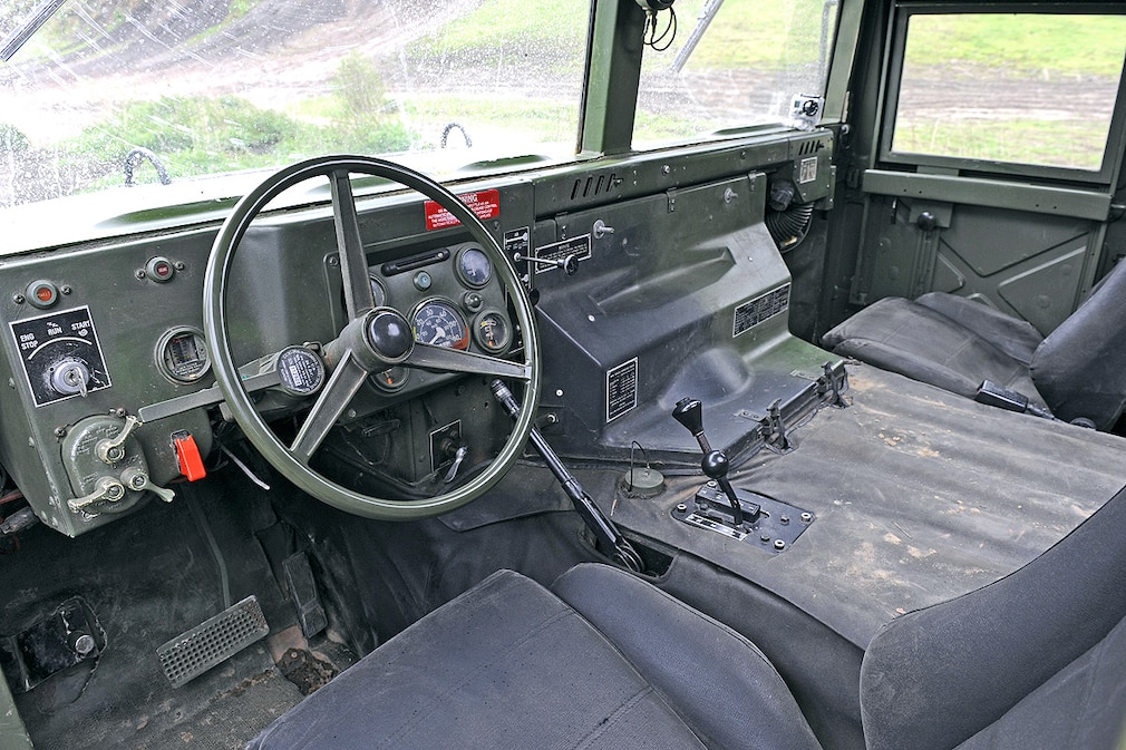 Hummer-Fahrbericht: AM General HMMWV (Humvee) - AUTO BILD