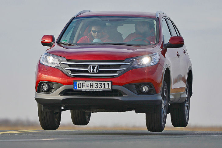 Fünfsitzer im Praxistest: Mann über Bord! - AUTO BILD