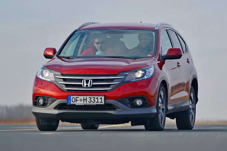 Fünfsitzer im Praxistest: Mann über Bord! - AUTO BILD