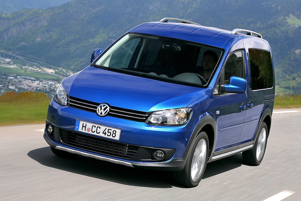 Fahrbericht VW Cross Caddy: Ein Typ für Abwege? - AUTO BILD