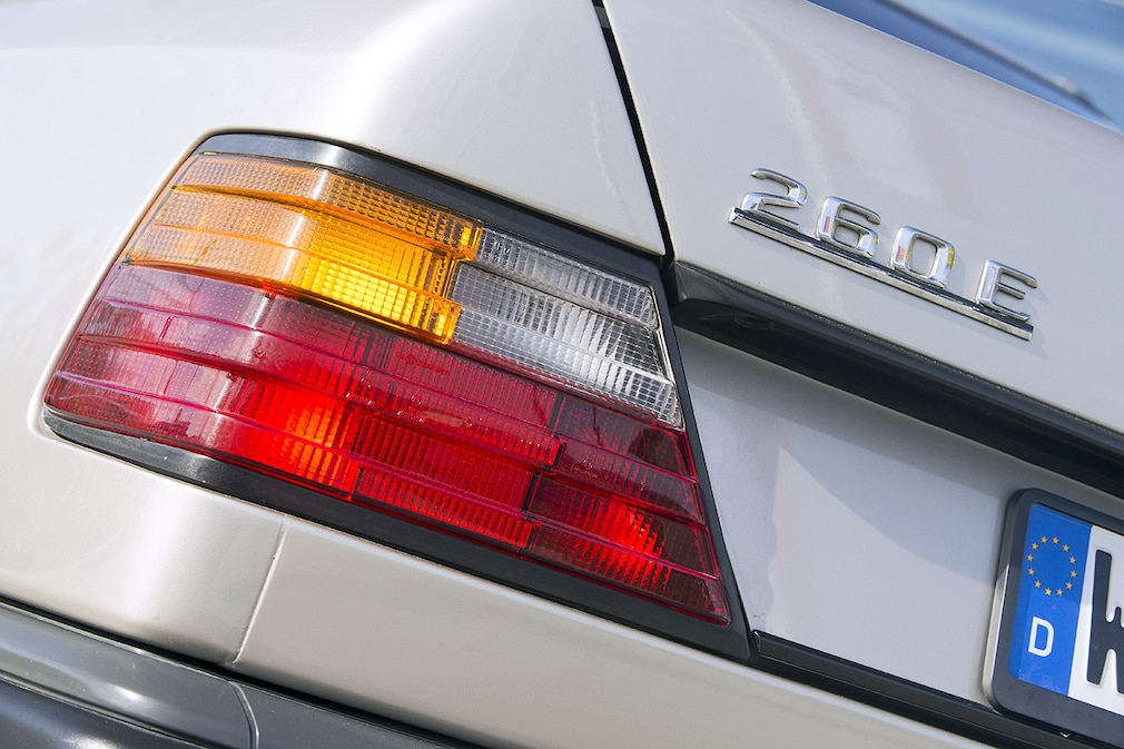 Kaufberatung: Mercedes 260 E W 124 - AUTO BILD KLASSIK