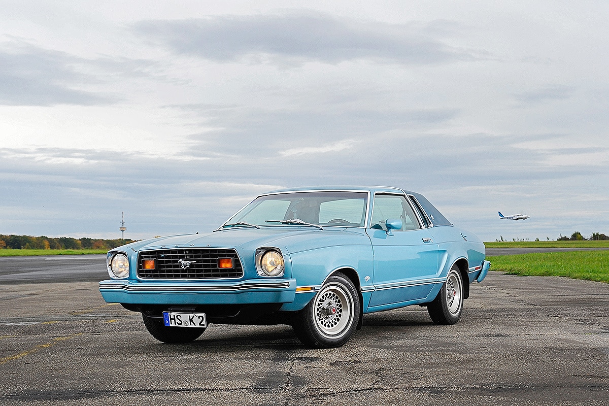 Ford Mustang 2.8 Ghia: Test - AUTO BILD