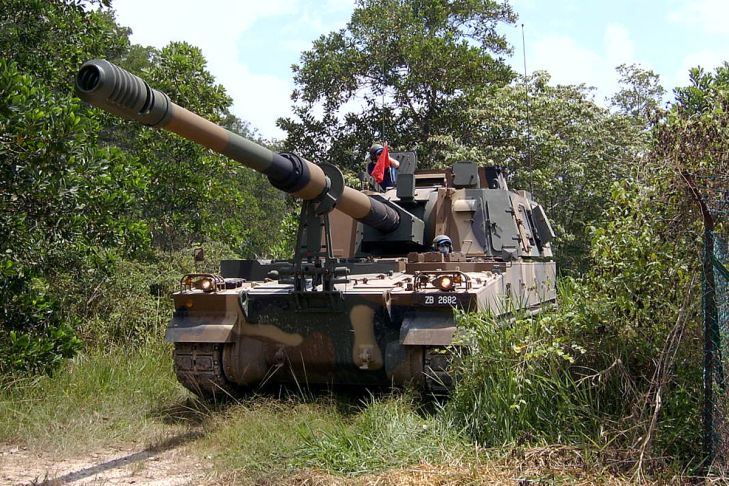 Textron Commando Select: Mega-Wumme für Radpanzer - AUTO BILD