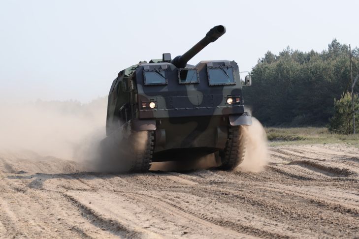 Textron Commando Select: Mega-Wumme für Radpanzer - AUTO BILD