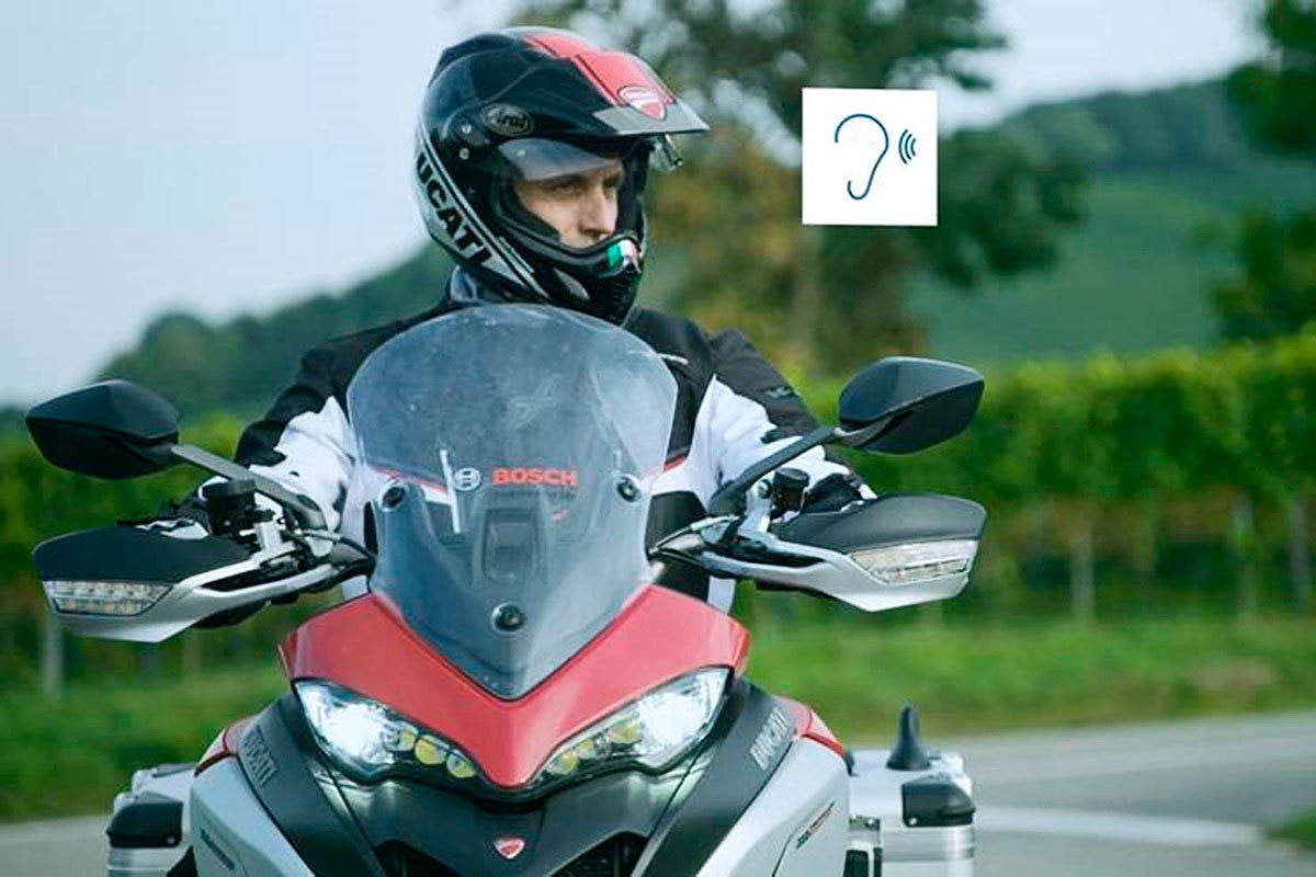 Digitales Warnsystem fürs Motorrad - AUTO BILD