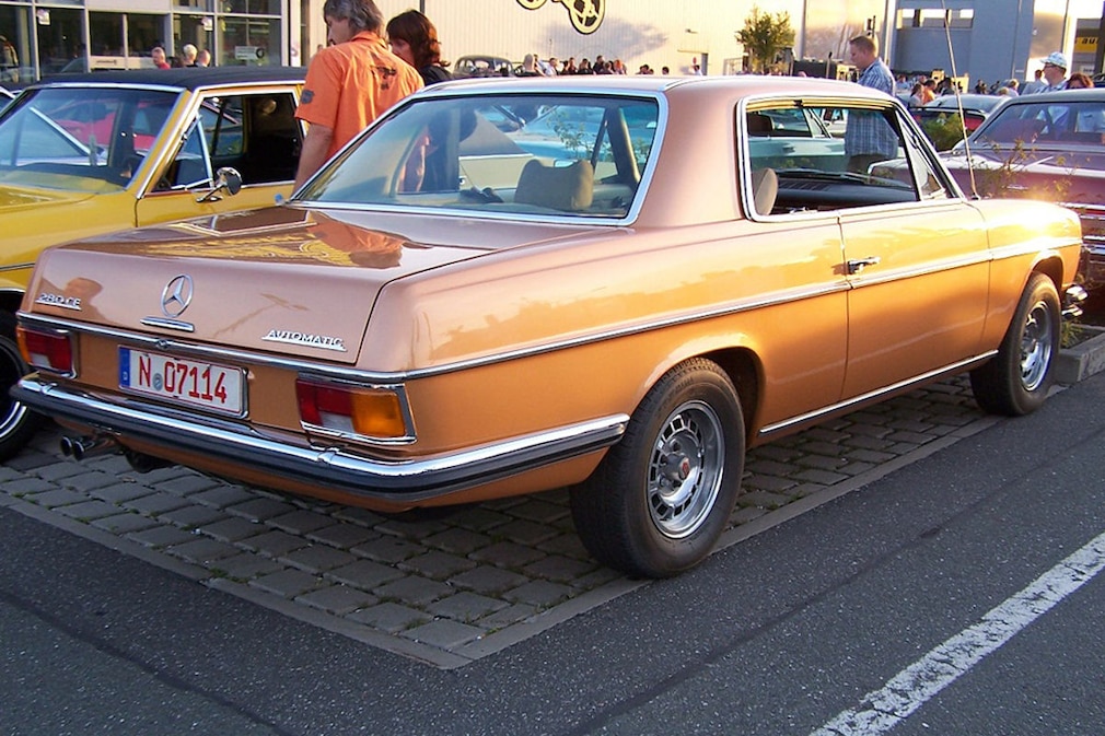Bunte Oldtimer: die knallfarbigen Klassiker der 70er und 80er - AUTO ...