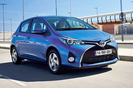Fahrbericht Toyota Yaris Hybrid Facelift 2014 AUTO BILD