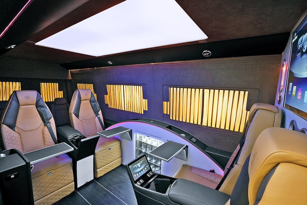 Brabus Business Lounge Sprinter: Moskau Motor Show 2014 - AUTO BILD
