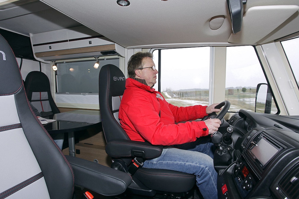 Dethleffs Evan I 560 B Performance: Wohnmobil-Test - AUTO BILD