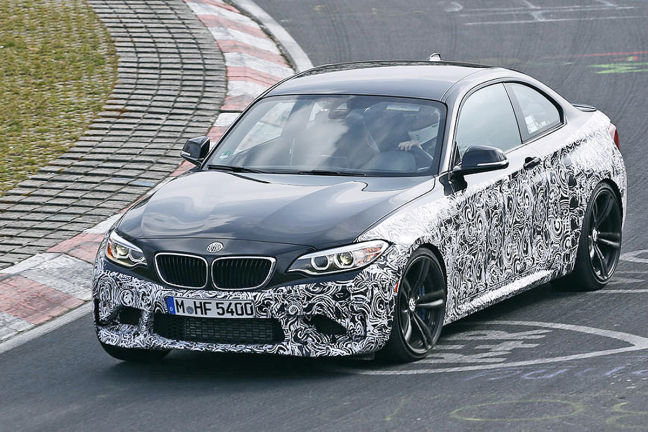 Video: BMW M2 Erlkönig 2015 - autobild.de