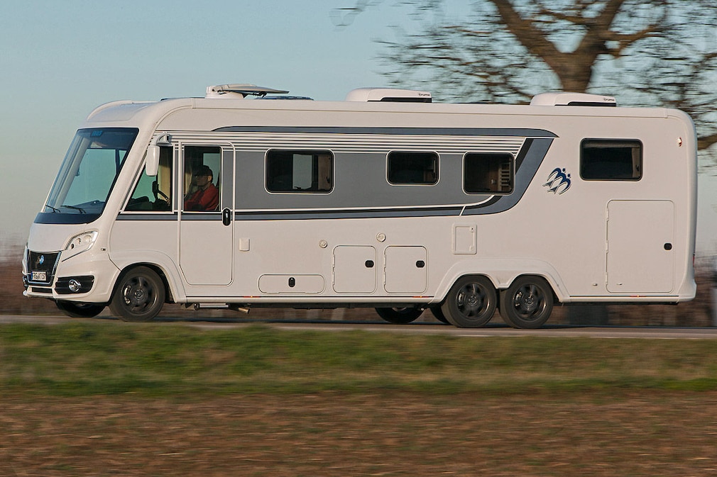 Knaus Sun i 900 LEG: Wohnmobil-Test - AUTO BILD
