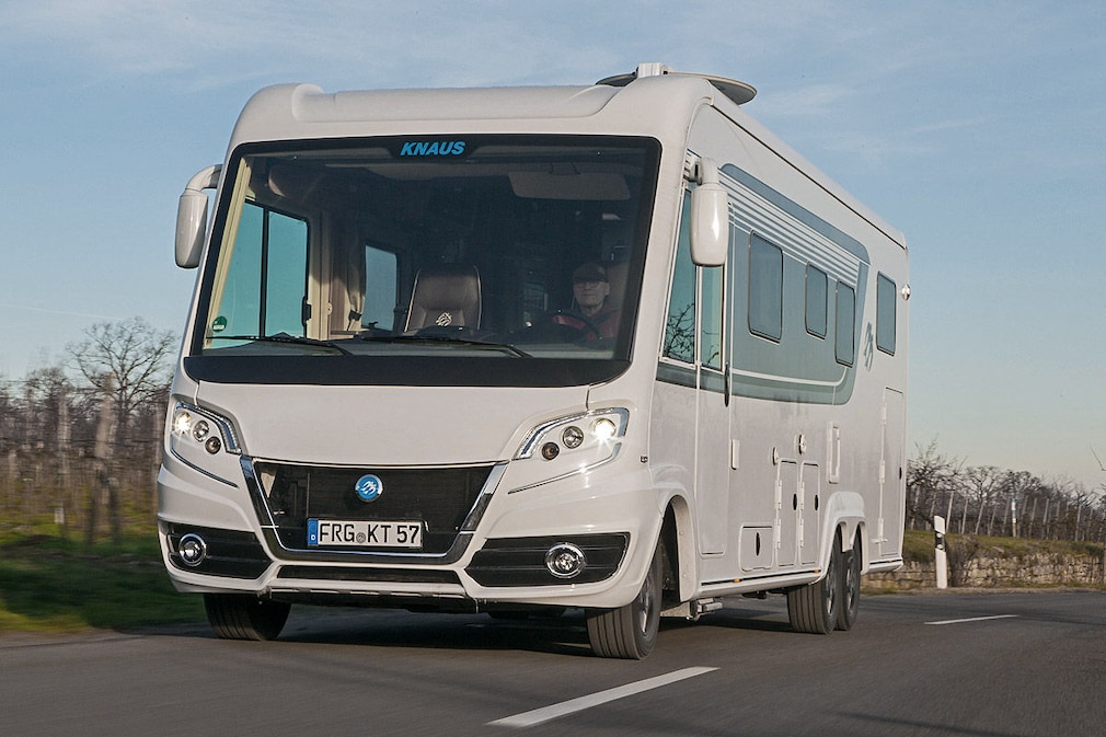 Knaus Sun i 900 LEG: Wohnmobil-Test - AUTO BILD