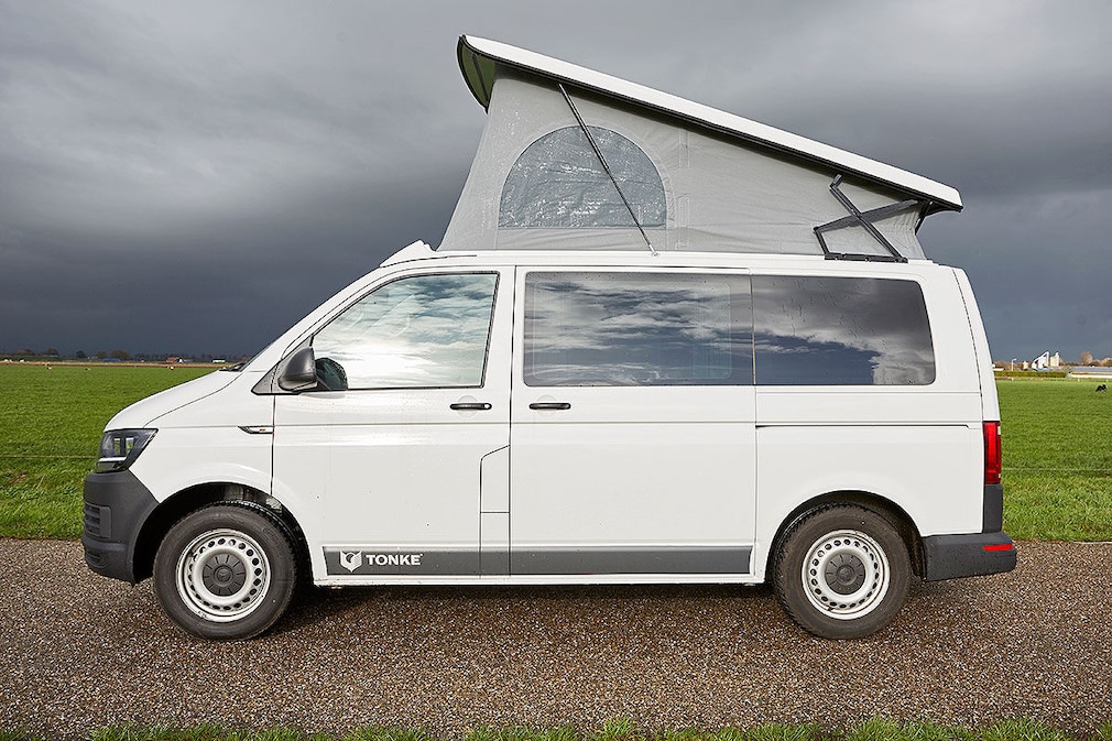 VW T6 Multivan PanAmericana (2016) im Test: Sitzprobe und Preis - AUTO BILD