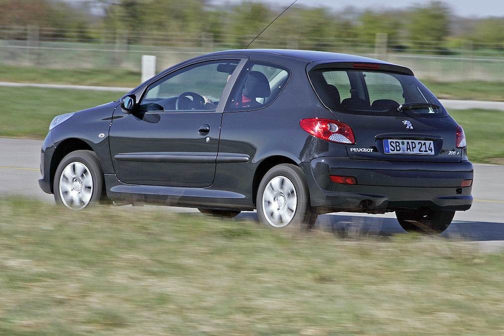 Die beliebtesten Gebrauchtwagen im Check - AUTO BILD