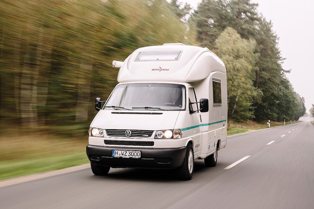 VW T4-Camper: Sechs Wohnmobile im Test - AUTO BILD