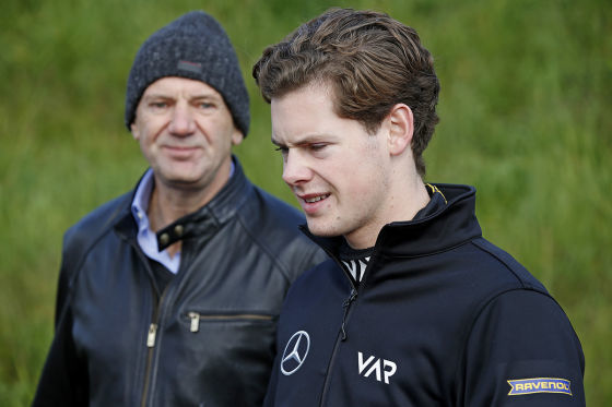 24h Le Mans: Sieg bei Debüt – Newey-Familie nach Le Mans? - AUTO BILD