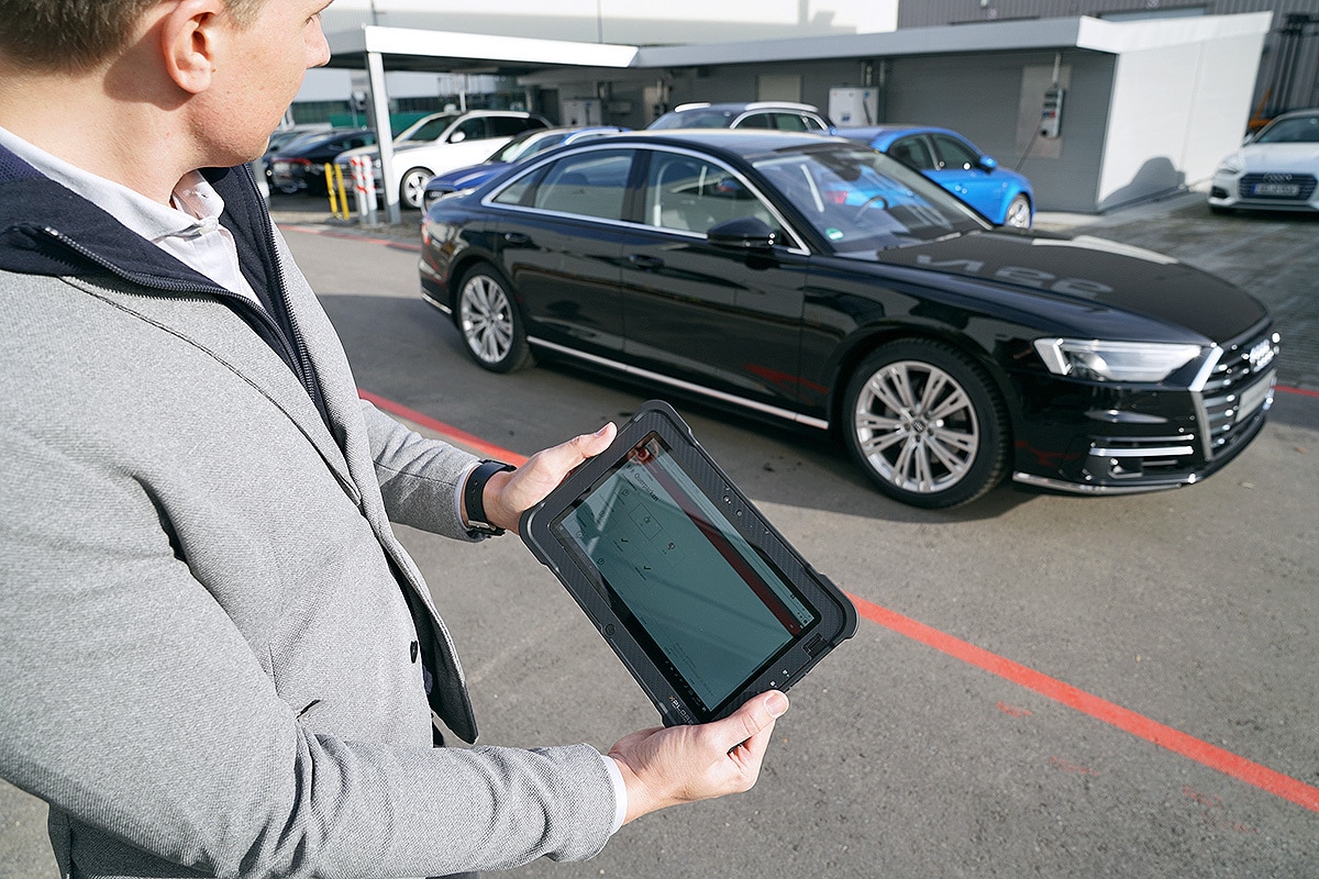 Test von A8, A7, e-tron und Co: Audi Tech-Day Quality - AUTO BILD