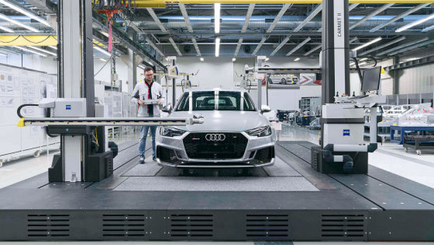 Video: Audi testet die Zukunft (2017) - AUTO BILD