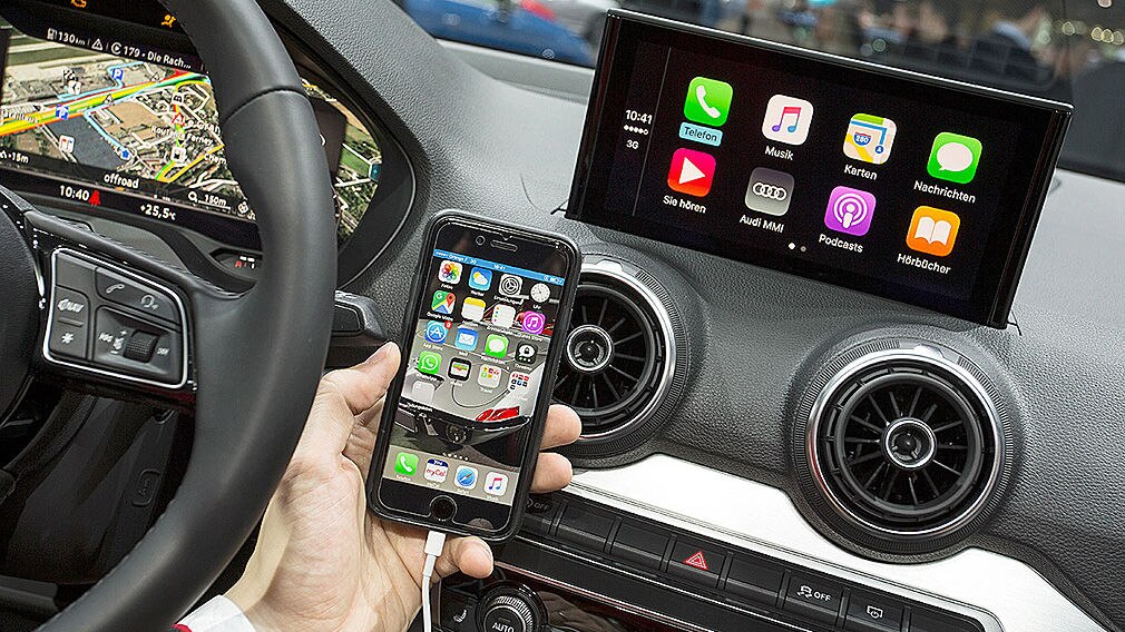 Connected Car Marktbarometer: Das denken Sie über Connectivity! - AUTO BILD