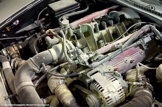 Chevrolet Corvette mit über 1300 PS wird zum Flammenwerfer - AUTO BILD