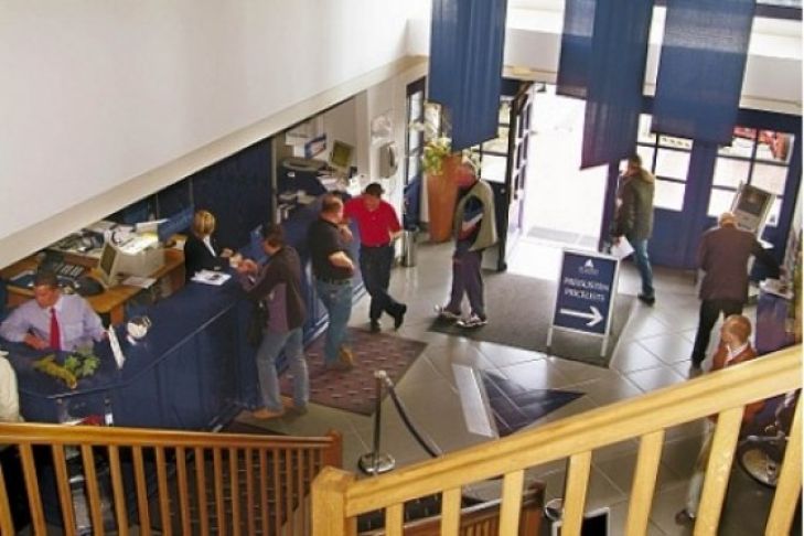 "Dat Autohus" an der A1 - AUTO BILD