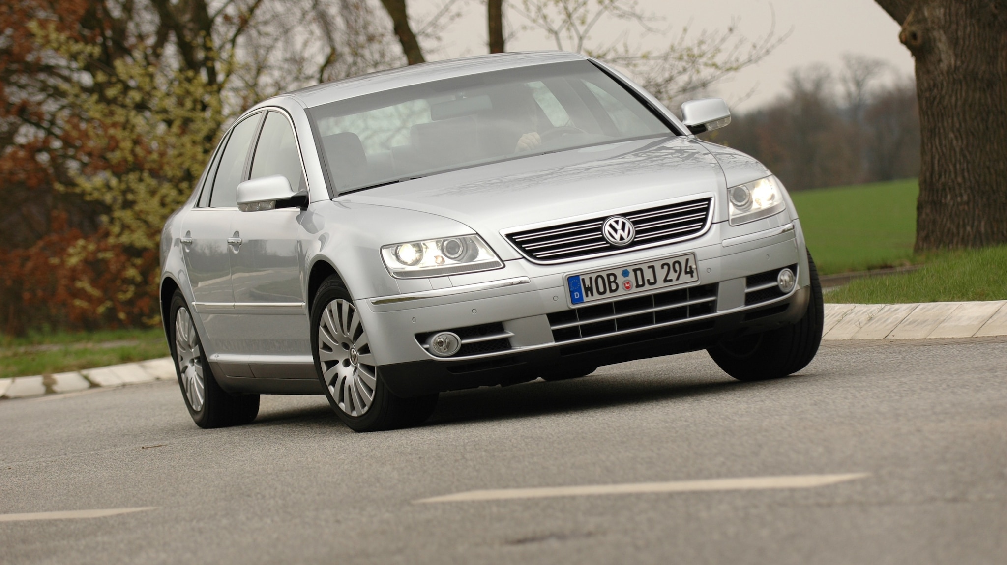 VW Phaeton: Klassiker des Tages - AUTO BILD KLASSIK VW Phaeton: Klassiker des Tages - AUTO BILD KLASSIK