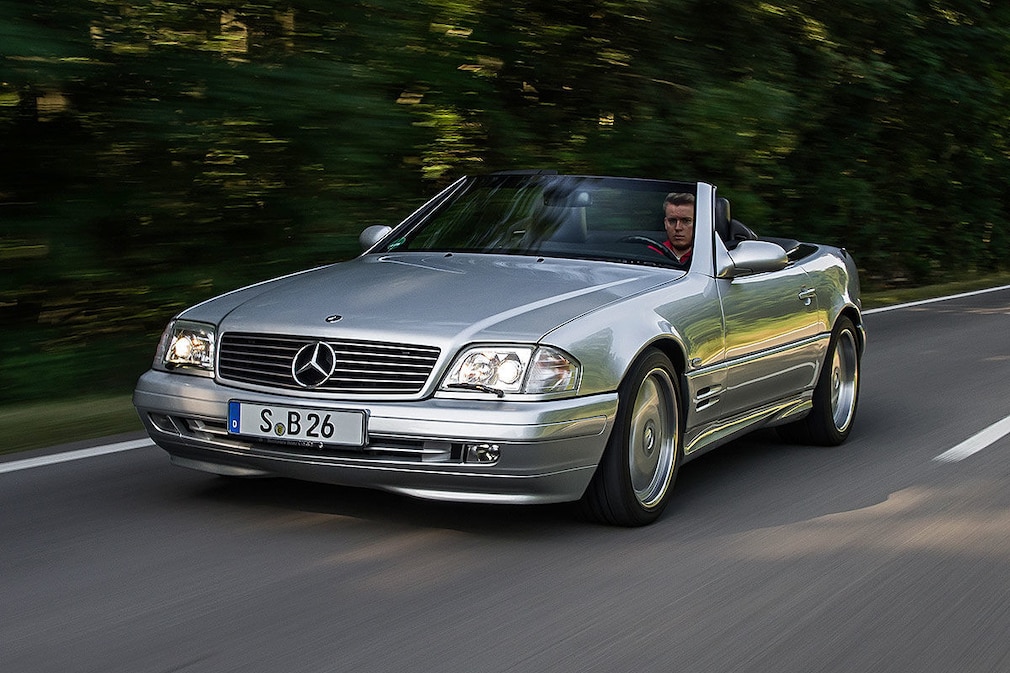 Mercedes SL 73 AMG mit 7,3-Liter-V12 und 525 PS gefahren! - AUTO BILD