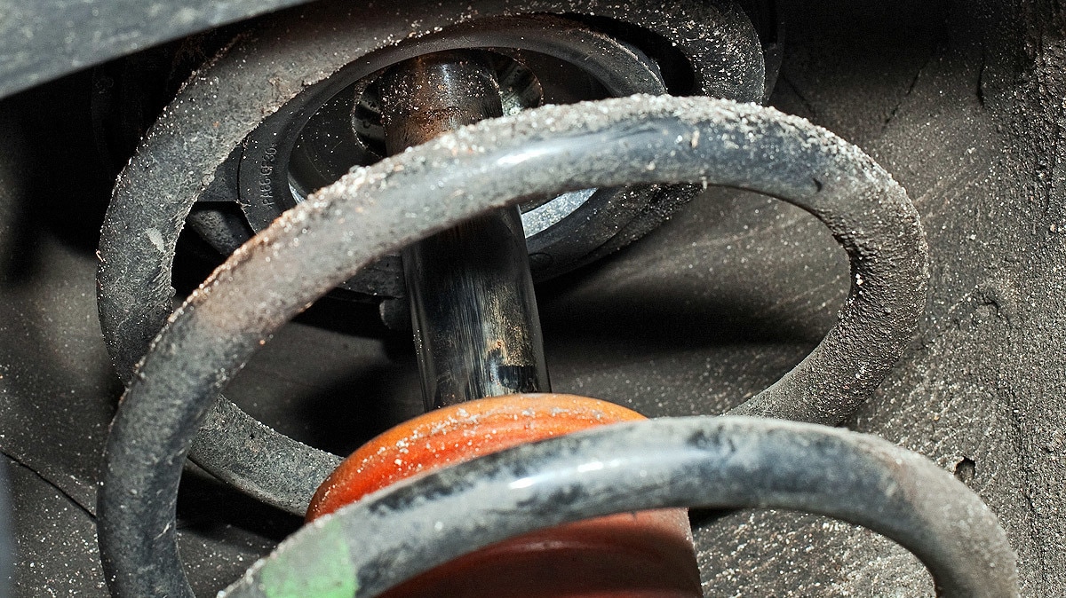 Domlager wechseln: Zeitpunkt, Dauer, Kosten - AUTO BILD