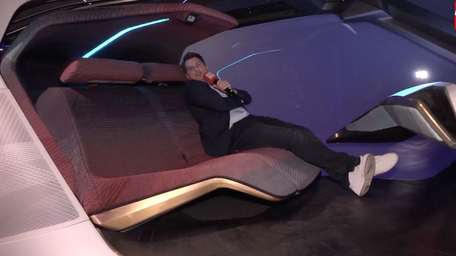 BMW @ CES (2020) - AUTO BILD