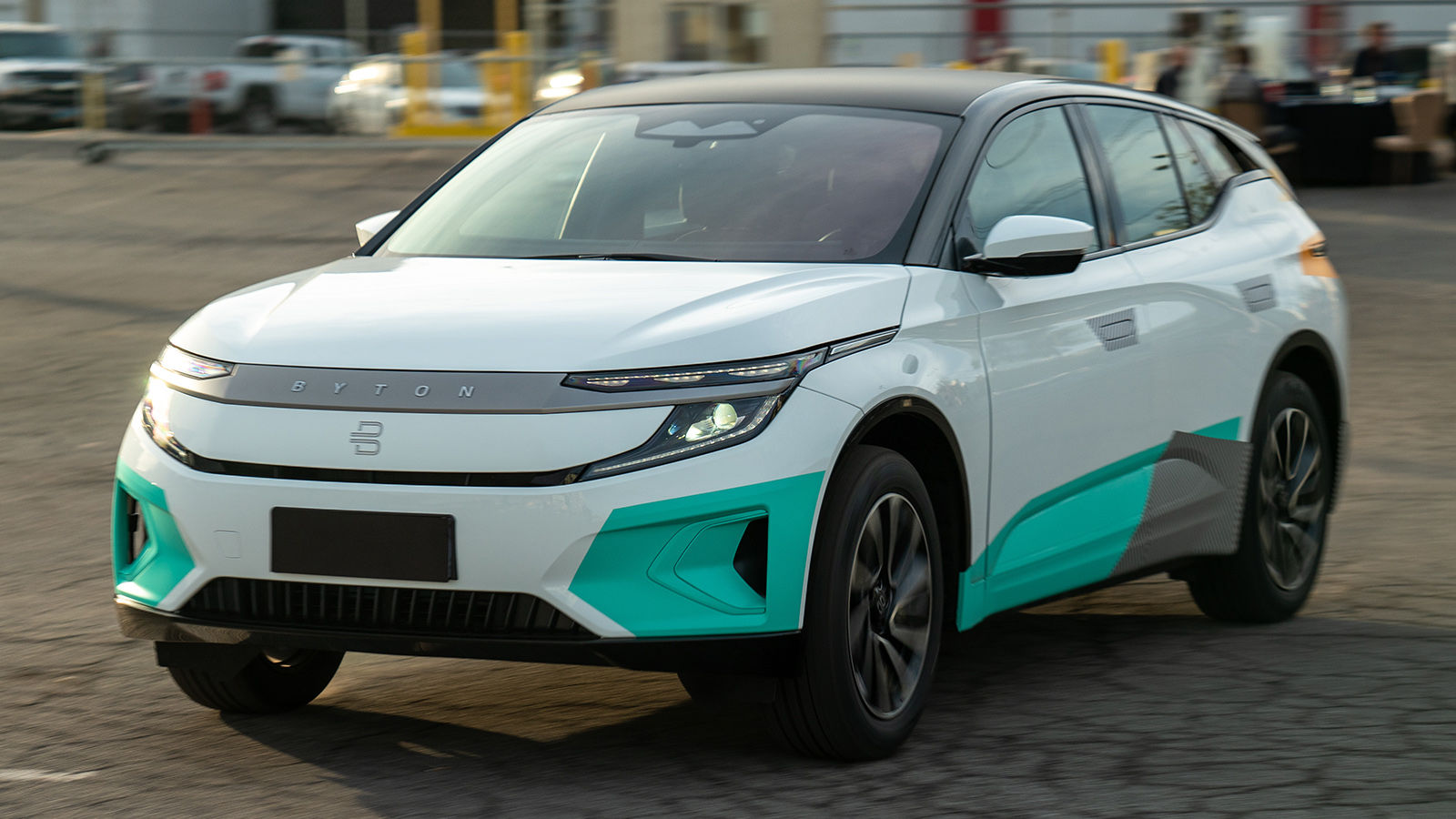 Quickshot: Byton M-Byte (2020): erste Fahrt - Elektroauto - Info - AUTO ...