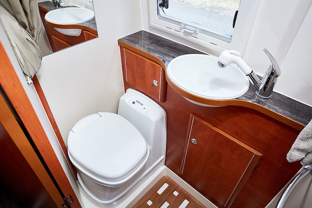 Camping: Karmann Dexter 580 im Wohnmobil-Test - AUTO BILD