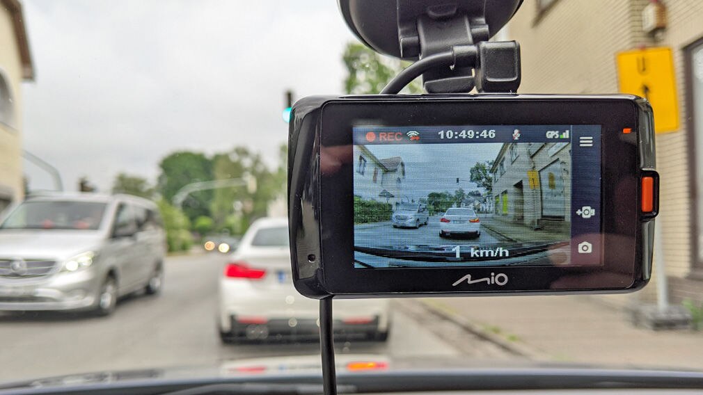 MiVue 792 Wifi Pro: Dashcam im Test - AUTO BILD