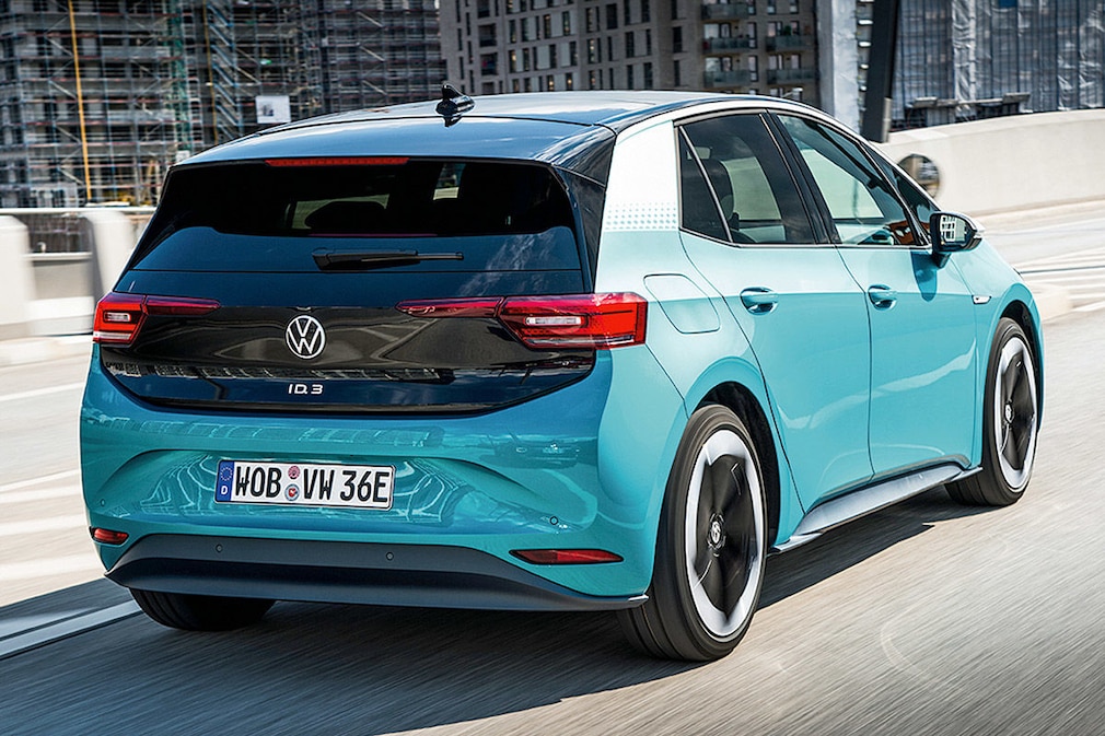 VW ID.3 gegen VW Golf: Test, Elektroauto, Benziner, Reichweite - AUTO BILD