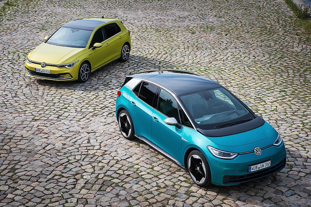 VW ID.3 gegen VW Golf: Test, Elektroauto, Benziner, Reichweite - AUTO BILD