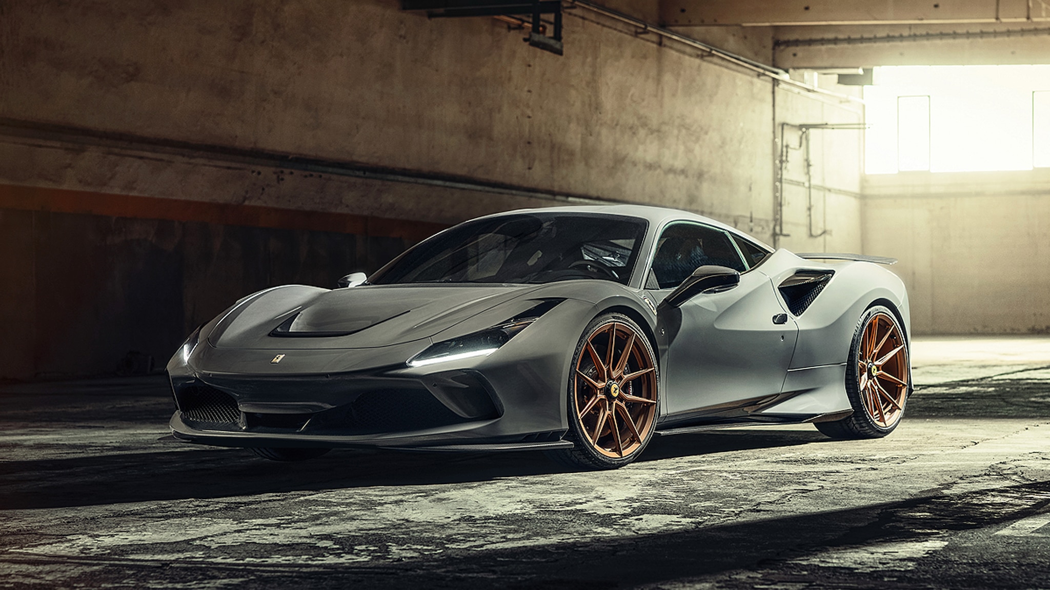 Edel: Novitec Ferrari F8 Tributo mit 802 PS und Gold am Auspuff - AUTO BILD
