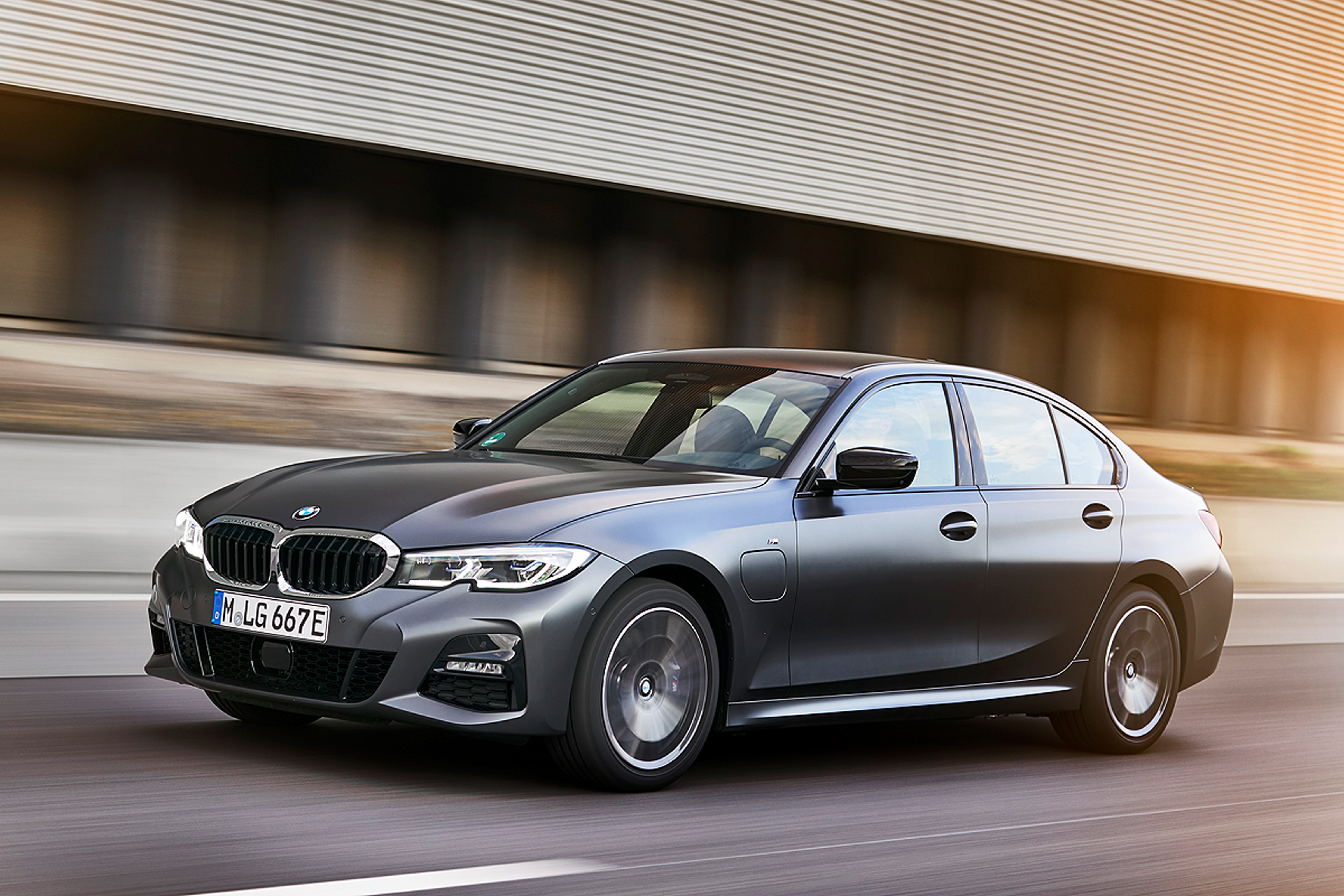 Bmw 5 series 2021 hybrid store