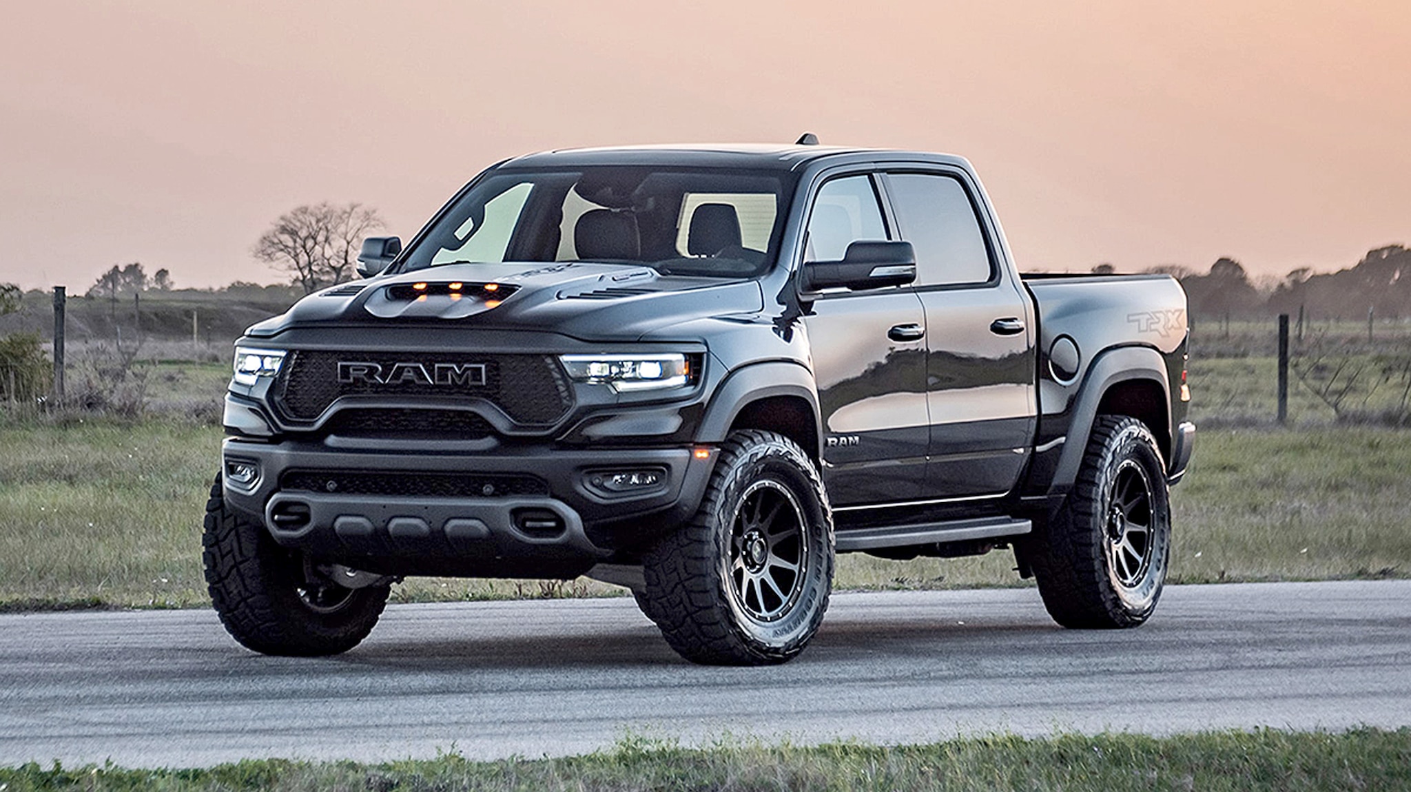 Dodge RAM 1500 TRX von Hennessey: Tuning auf über 1000 PS! - AUTO BILD