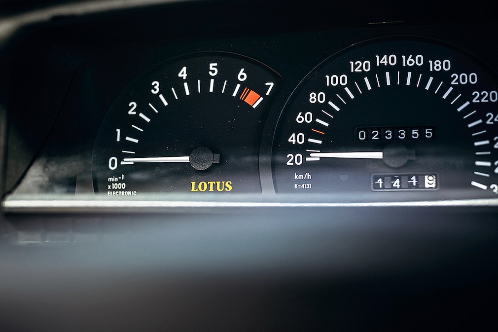 Artz Lotus Calibra: Dieser Opel Calibra ist ein Lotus Omega! - AUTO ...