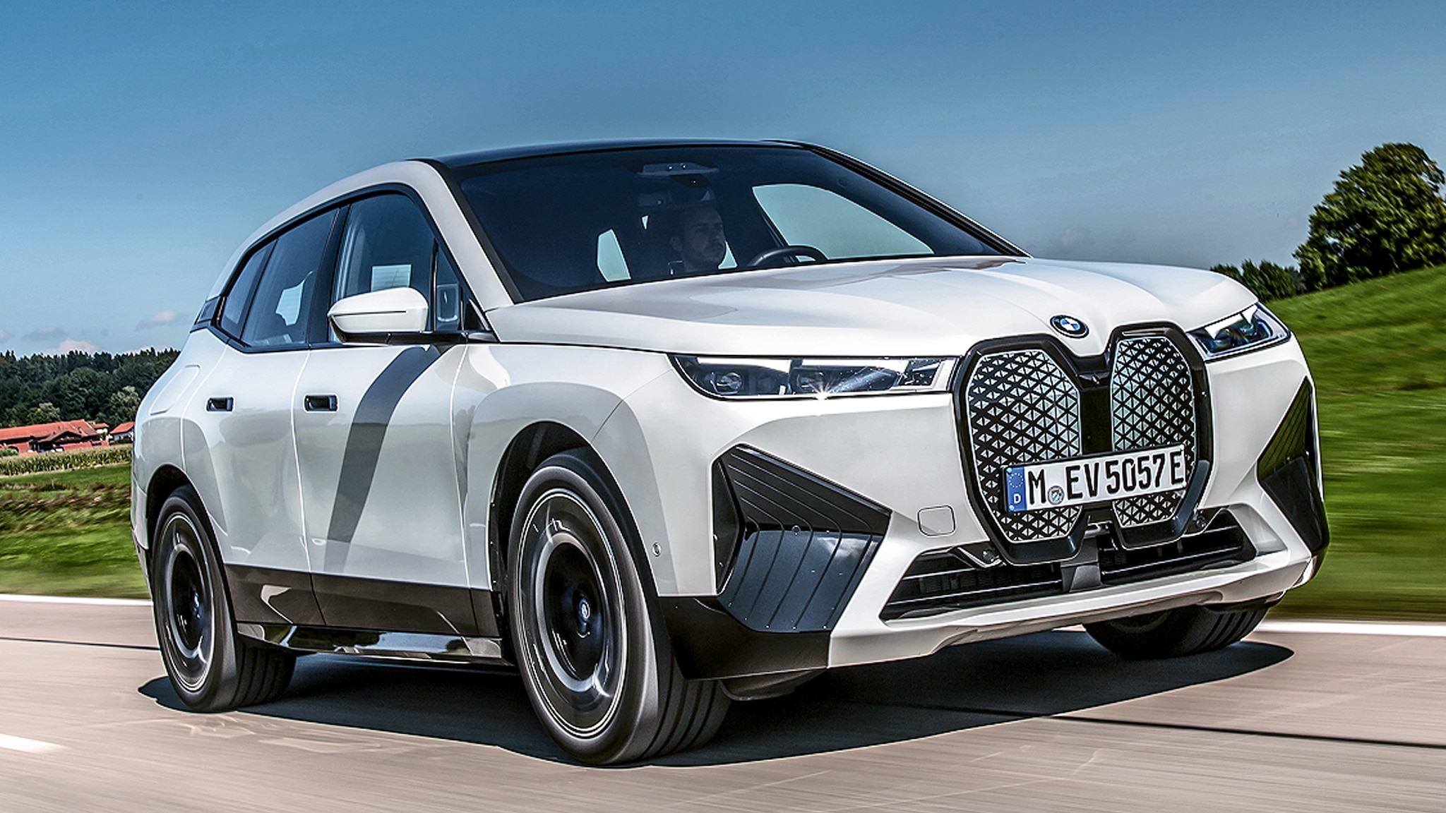 BMW iX xDrive50: Test, Elektro-SV, Preis, Reichweite, Akku - AUTO BILD