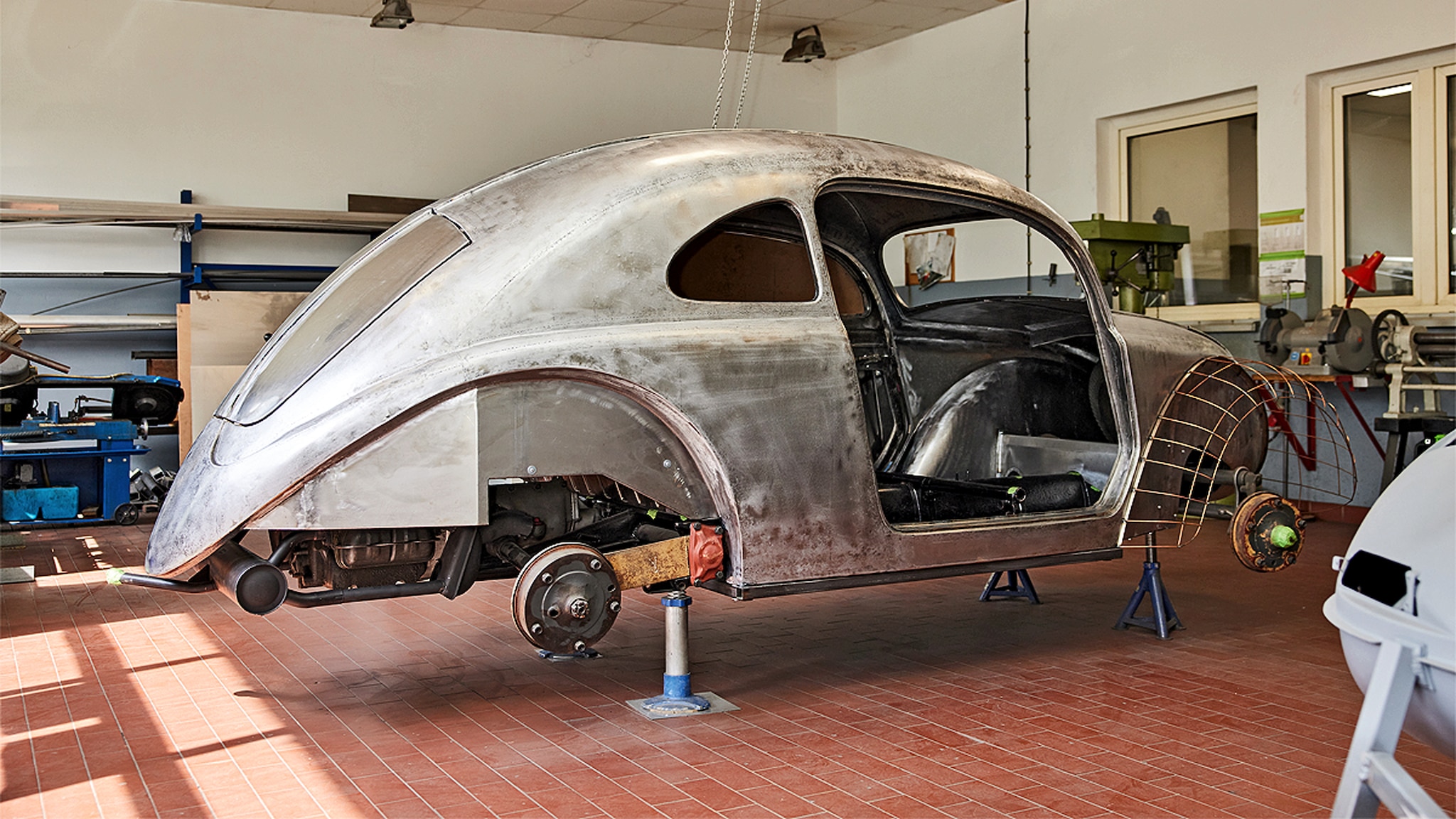 VW Käfer von 1936: Versuchswagen W30 wird restauriert - AUTO BILD Klassik