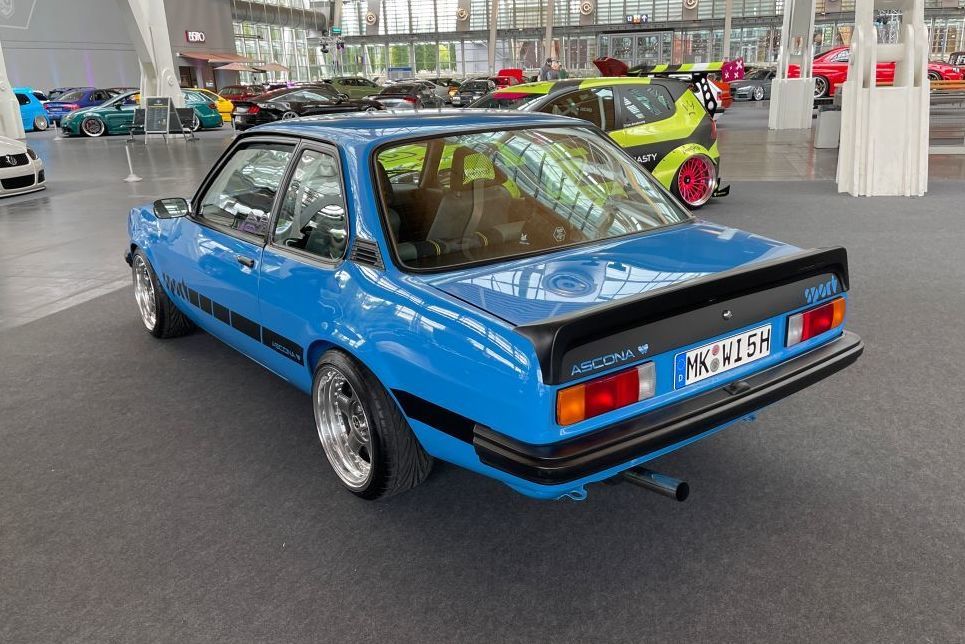 Opel Astra Hybrid: Tuning-Kur mit 80er-Jahre Motorsport-Stil - AUTO BILD