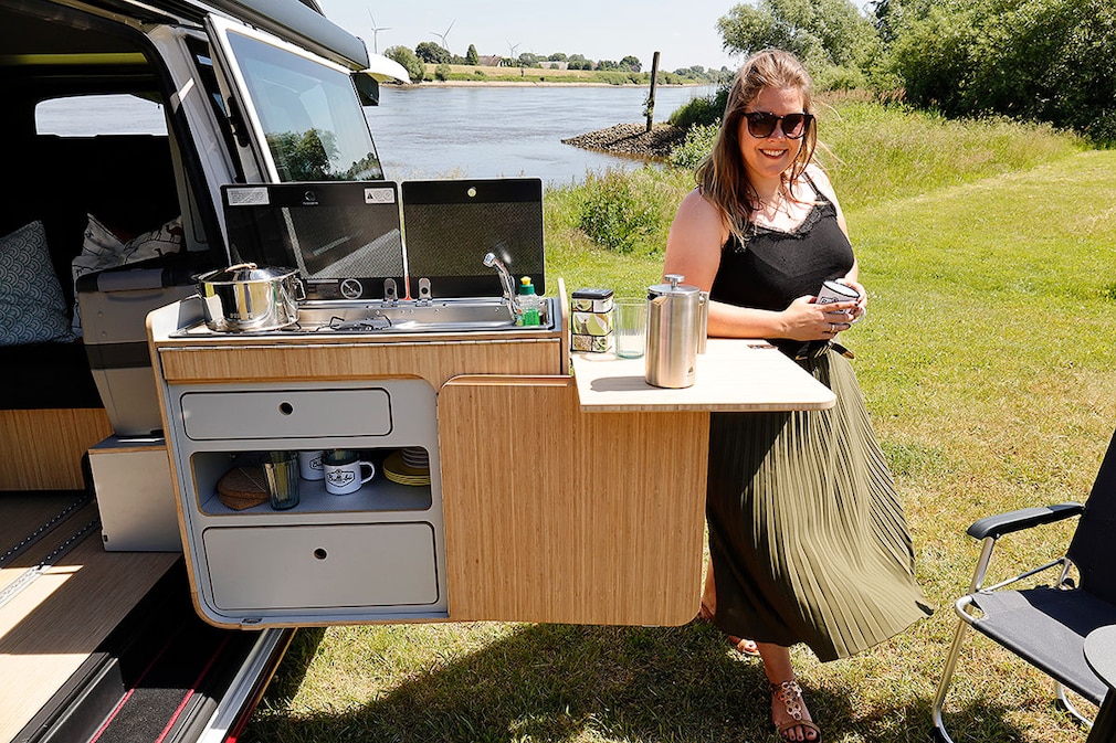 Tonke Van XL: VW T6.1 Multivan mit Camper-Ausbau - AUTO BILD