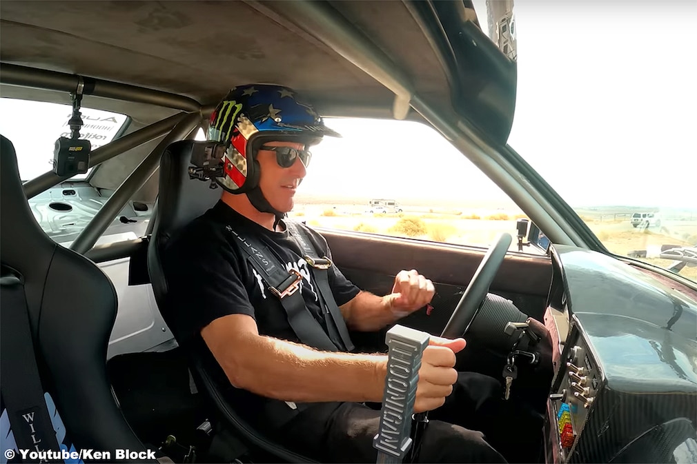 730 PS: Ken Block fährt Donuts im Audi Sport quattro-Replika - AUTO BILD