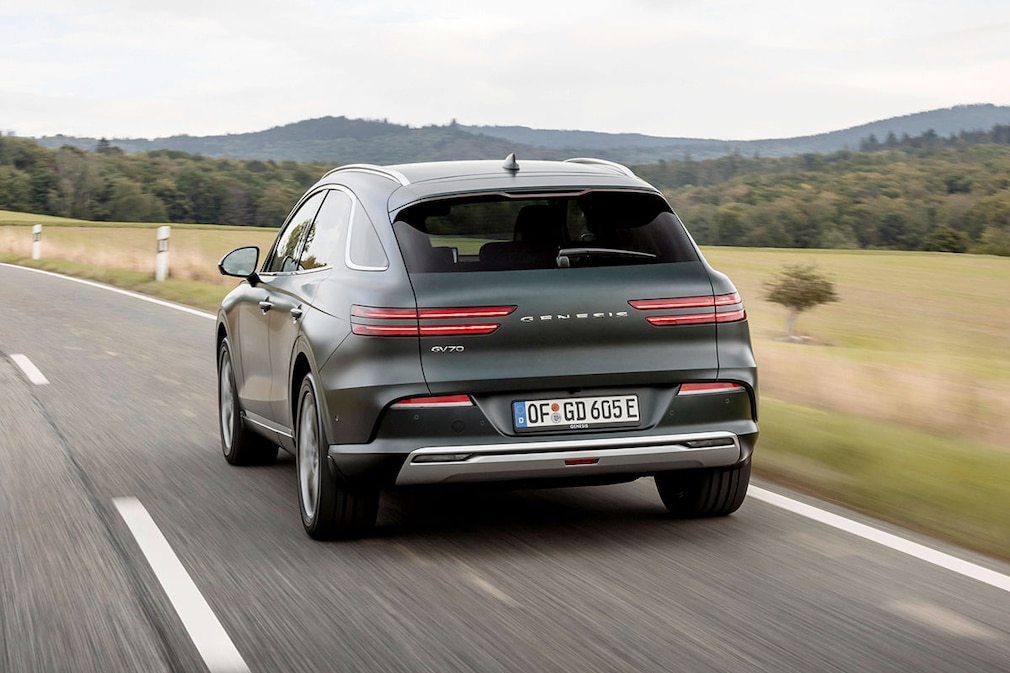 Genesis Electrified GV70: Das große SUV fährt jetzt elektrisch - AUTO BILD
