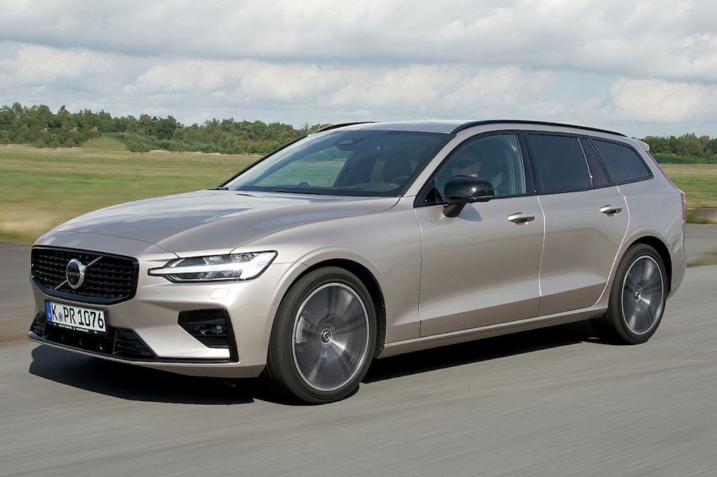 Mercedes C 220 T vs. Volvo V60 B4: Edel-Kombis im Vergleichstest - AUTO ...
