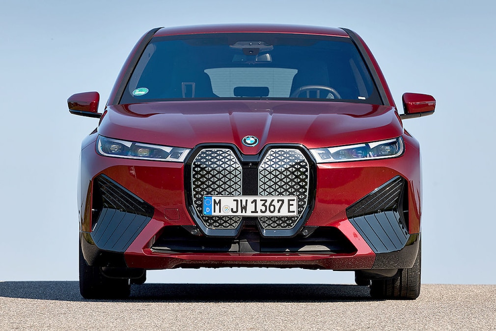 BMW iX M60: Das Elektro-Power-SUV im Test - AUTO BILD