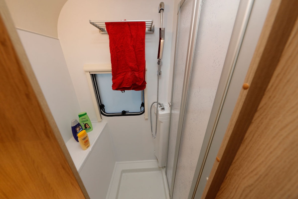 LMC Exquisite VIP 685: Ein exquisiter VIP-Lord - AUTO BILD