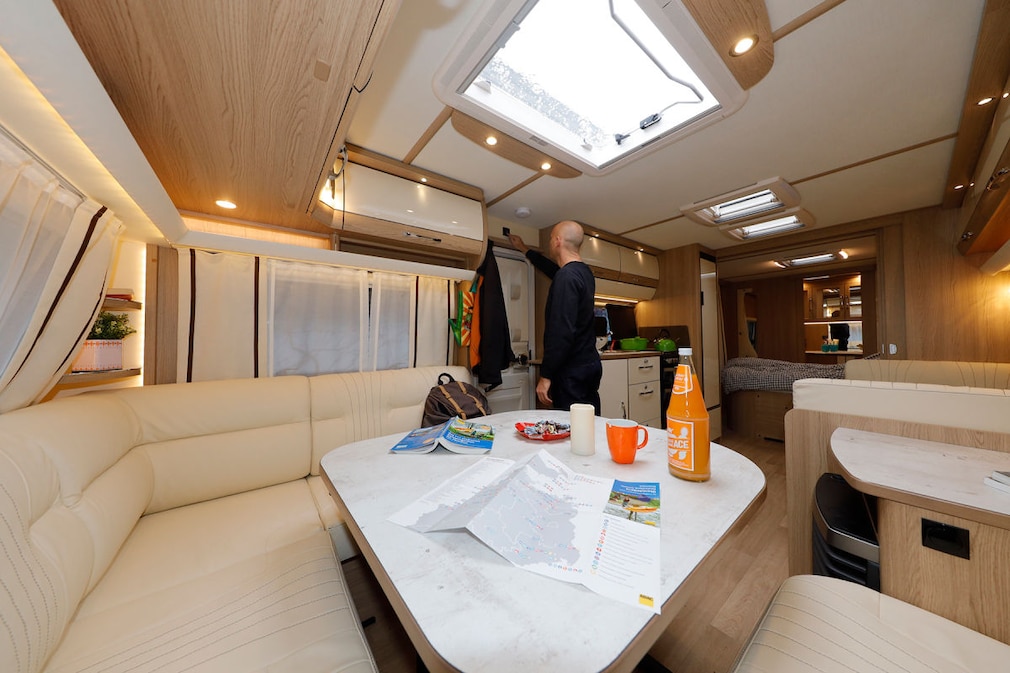 LMC Exquisite VIP 685: Ein exquisiter VIP-Lord - AUTO BILD