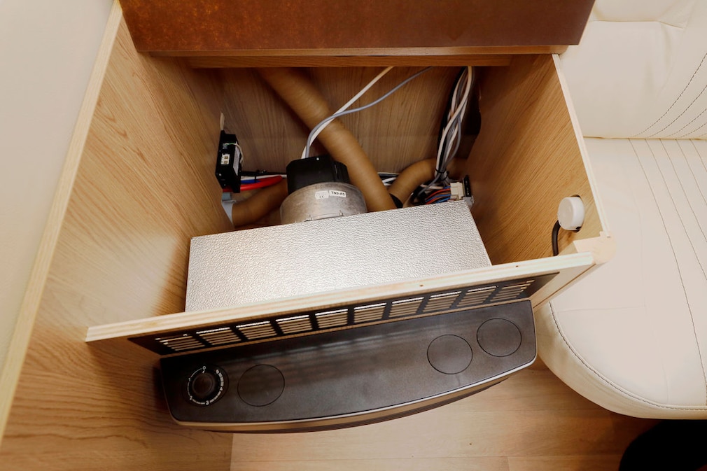 LMC Exquisite VIP 685: Ein exquisiter VIP-Lord - AUTO BILD